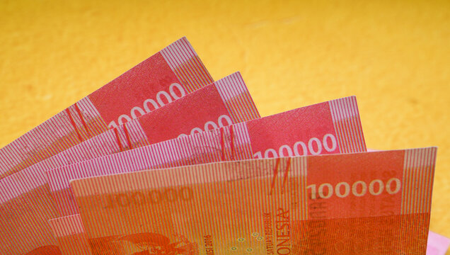 Afbeeldingen over "Southeast Asia Money" – Blader in stockfoto's ...