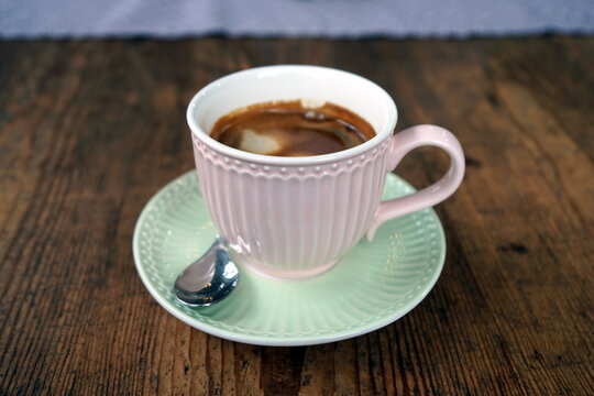 Viertelpause Bilder – Durchsuchen 733 Archivfotos, Vektorgrafiken und ...