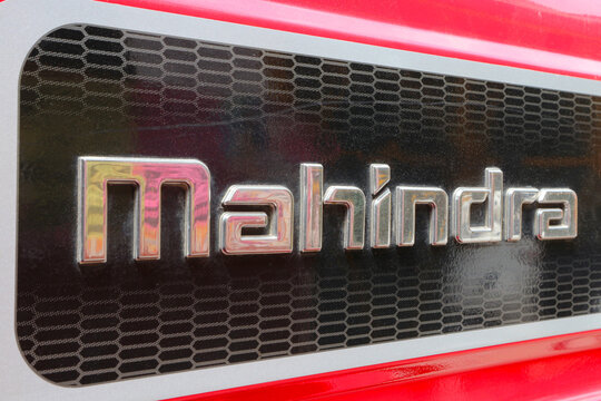 「Mahindra」の写真素材 | 261件の無料イラスト画像 | Adobe Stock