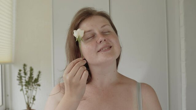 "Pale Skin" Images – Parcourir 10,006 le catalogue de photos, vecteurs ...