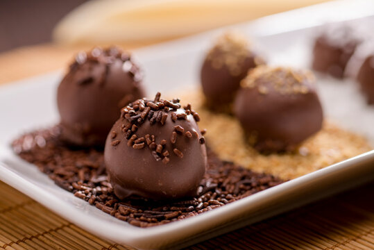 "Granulated Chocolate" Images – Browse 1,467 Stock Photos, Vectors, and ...