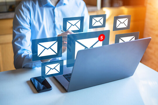 "Online Network" bilder – Bläddra bland 769 stockfoton, vektorer och videor | Adobe Stock