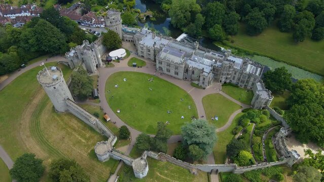 Warwick Castle Images – Browse 1,434 Stock Photos, Vectors, and Video ...