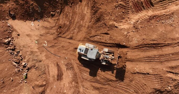 Bagger Video Footage – Browse 1,077 HD Stock Video and Footage | Adobe ...