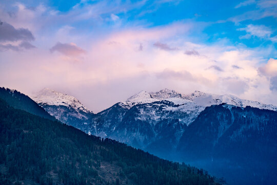 Manali Images – Browse 12,077 Stock Photos, Vectors, and Video | Adobe ...
