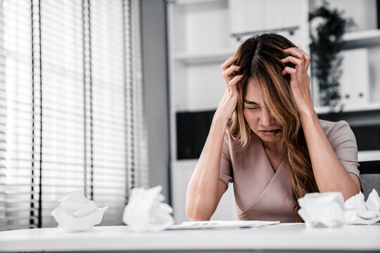 Sobrecarga Imagens – Procure 89,945 fotos, vetores e vídeos | Adobe Stock