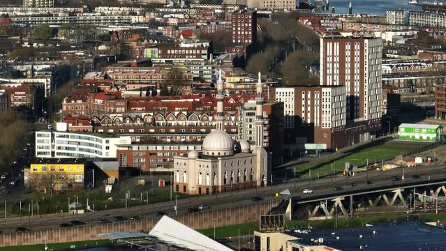 รูปภาพMoskee – เลือกดูภาพถ่ายสต็อก เวกเตอร์ และวิดีโอ354 | Adobe Stock