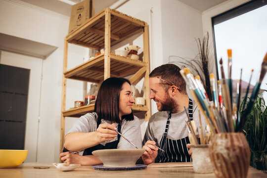 Women Crafting Together Images – Browse 22,566 Stock Photos, Vectors ...