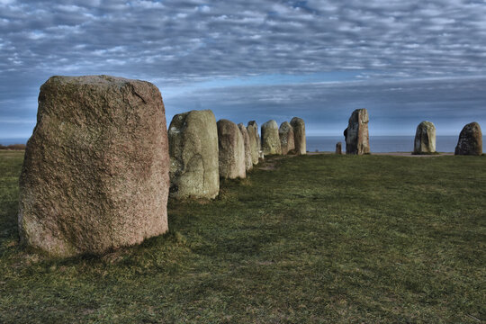 Megalit bilder – Bläddra bland 28,490 stockfoton, vektorer och videor ...