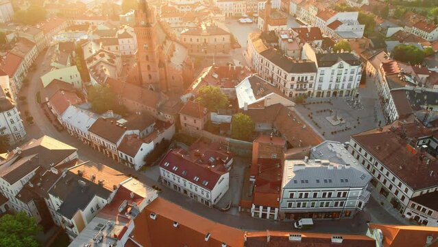 รูปภาพTarnow – เลือกดูภาพถ่ายสต็อก เวกเตอร์ และวิดีโอ1,003 | Adobe Stock