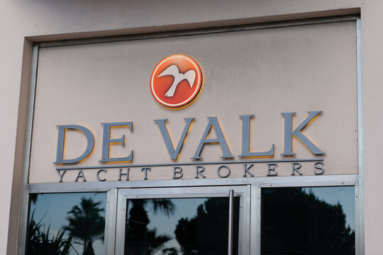 Valk Bilder – Durchsuchen 379 Archivfotos, Vektorgrafiken und Videos ...