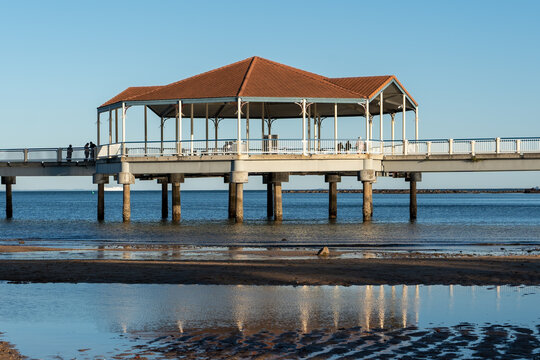 รูปภาพRedcliffe – เลือกดูภาพถ่ายสต็อก เวกเตอร์ และวิดีโอ640 | Adobe Stock