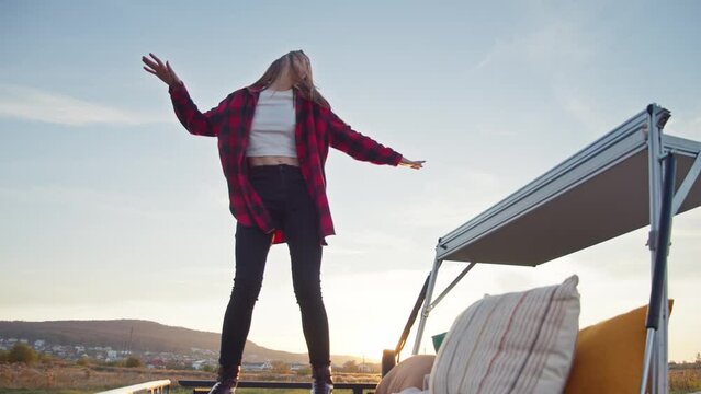 "White Bus" - Images et vidéos libres de droits | Adobe Stock