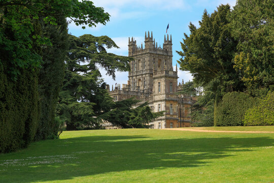 Highclere Castle Snow
