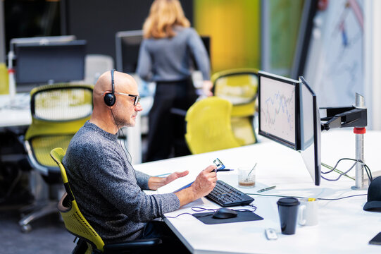 รูปภาพPurchasers – เลือกดูภาพถ่ายสต็อก เวกเตอร์ และวิดีโอ5,193,038 ...