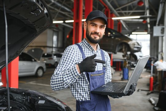 รูปภาพ"Motor Mechanic" – เลือกดูภาพถ่ายสต็อก เวกเตอร์ และวิดีโอ58,968 ...