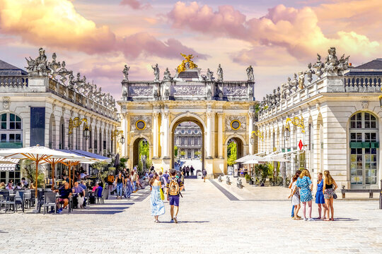 Nancy Bilder – Durchsuchen 12,994 Archivfotos, Vektorgrafiken und ...