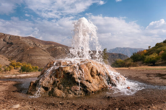 รูปภาพHayeren – เลือกดูภาพถ่ายสต็อก เวกเตอร์ และวิดีโอ76,885 | Adobe Stock