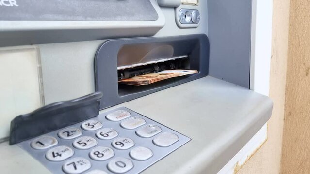 Bancomat Images – Browse 138,061 Stock Photos, Vectors, and Video ...