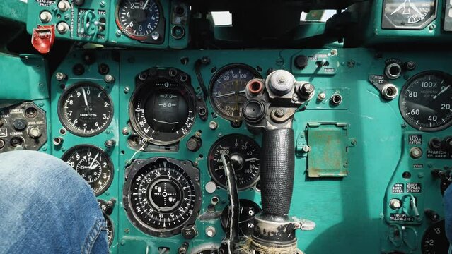 Mig-23 이미지 – 찾아보기 98 스톡 사진, 벡터 및 비디오 | Adobe Stock