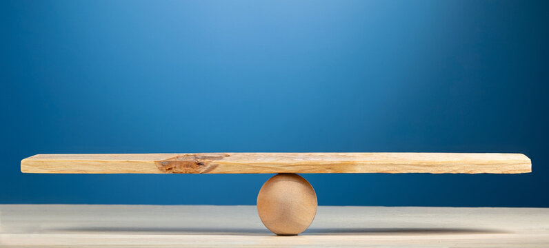 "Equal-Arm Balance" Images – Browse 285 Stock Photos, Vectors, and ...