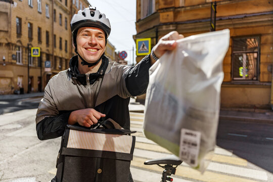 Mailmen Bilder – Durchsuchen 75,872 Archivfotos, Vektorgrafiken und ...