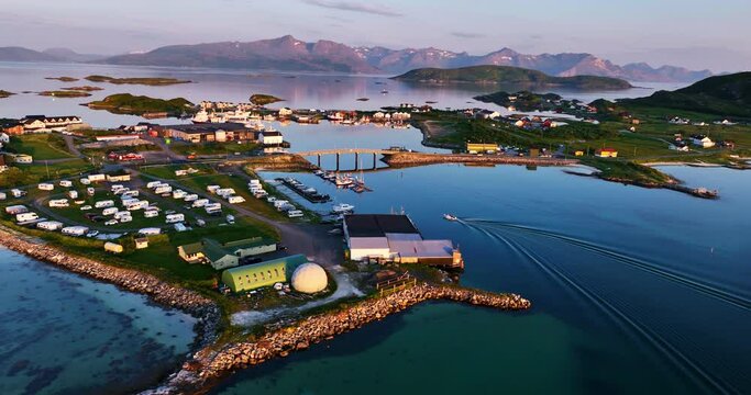 "Barents Sea" Bilder – Durchsuchen 8,353 Archivfotos, Vektorgrafiken ...