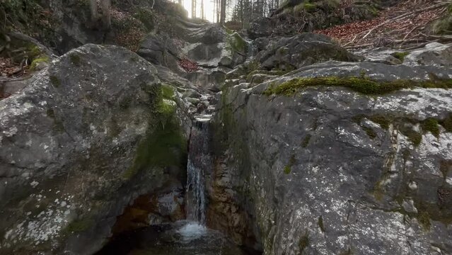 Kesselbach 影像 – 瀏覽 54 個素材庫相片、向量圖和影片 | Adobe Stock