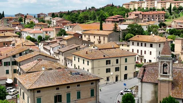 「Torrenieri」の写真素材 | 93件の無料イラスト画像 | Adobe Stock