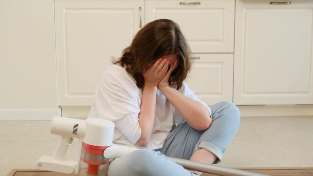 Sad Cleaner Images – Browse 10,365 Stock Photos, Vectors, and Video ...