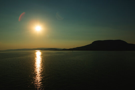 Naplemente Bilder – Durchsuchen 37 Archivfotos, Vektorgrafiken und ...