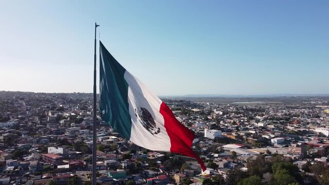 Bandera Mexicana Genial Decenas De Miles De Mexicanos Aplauden A Su