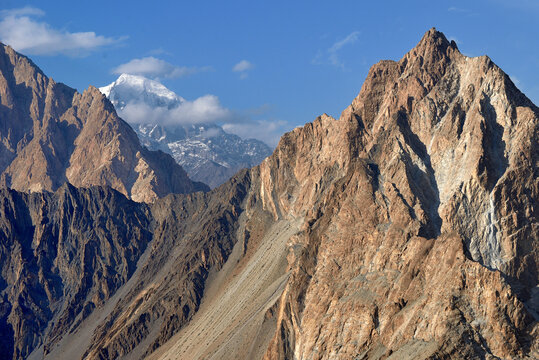 "Himalayan Mountains" Images – Browse 2,833 Stock Photos, Vectors, and ...