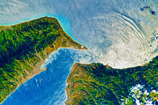 Strait Of Messina Images – Browse 1,854 Stock Photos, Vectors, and ...