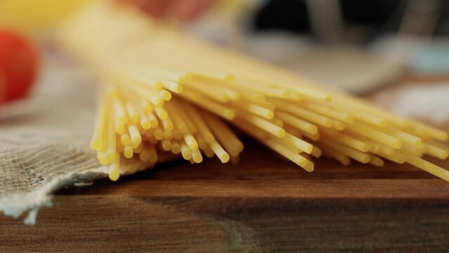 "Raw Spaghetti" Images – Browse 2,033 Stock Photos, Vectors, and Video ...