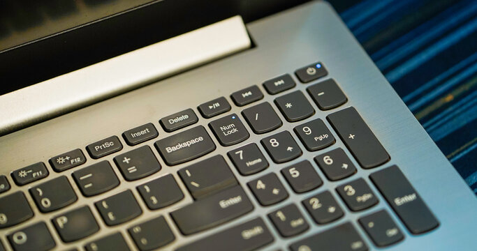 "Num Lock"-Bilder: Stock-Fotos & -Videos. | Adobe Stock