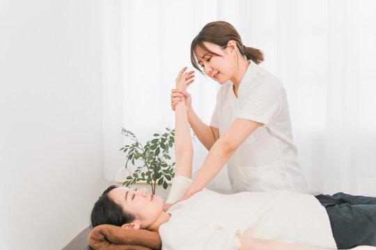 รูปภาพErgotherapy – เลือกดูภาพถ่ายสต็อก เวกเตอร์ และวิดีโอ17,353 ...
