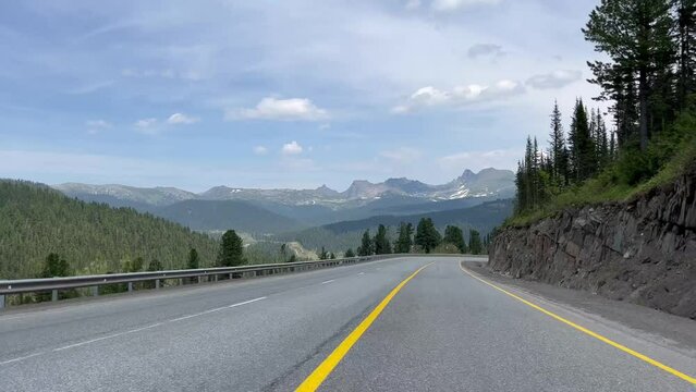 Mountain Road Side View Images – Browse 19,307 Stock Photos, Vectors ...