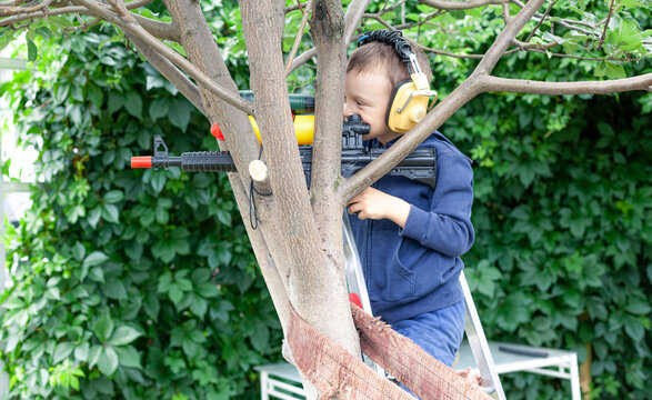 Children Gun Images – Browse 45,602 Stock Photos, Vectors, and Video ...