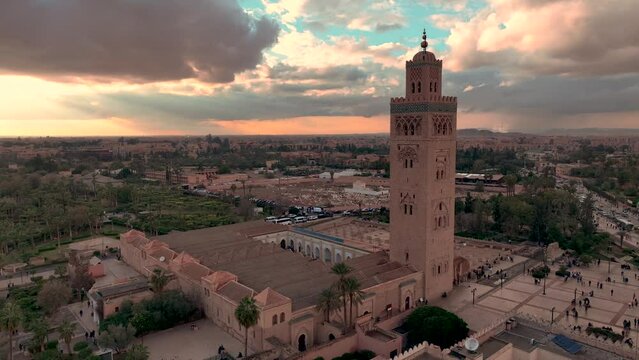 Koutoubia Images – Parcourir 5,135 le catalogue de photos, vecteurs et ...