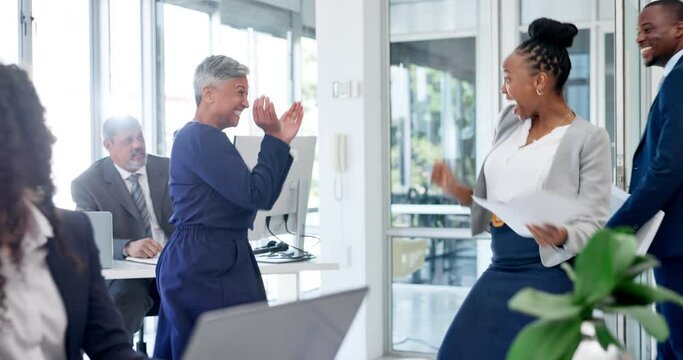 Happy Workforce Images – Browse 28,532 Stock Photos, Vectors, and Video ...