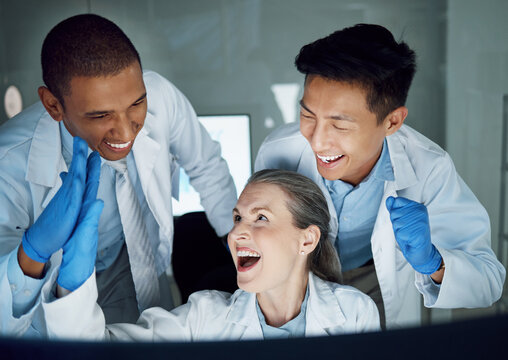 Laboratory Staff Images – Browse 78,247 Stock Photos, Vectors, and ...