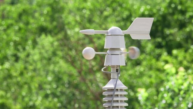 "Wind Vane" Images – Browse 24,638 Stock Photos, Vectors, and Video ...