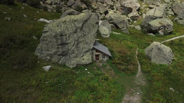 Mercantour Bilder – Durchsuchen 6,519 Archivfotos, Vektorgrafiken und Videos | Adobe Stock