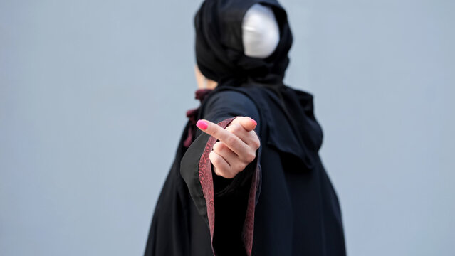 Disrespect Bilder – Durchsuchen 9,944 Archivfotos, Vektorgrafiken und Videos | Adobe Stock