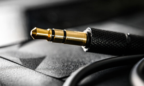 "Mini Jack" Bilder – Durchsuchen 13,308 Archivfotos, Vektorgrafiken und ...