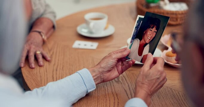 「Reminisce」の写真素材 | 2,061件の無料イラスト画像 | Adobe Stock