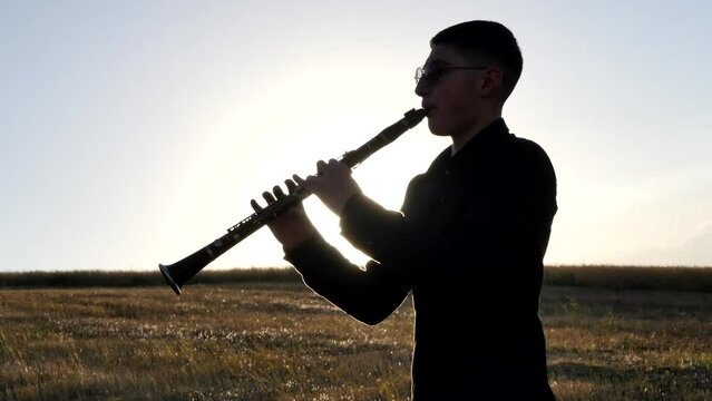 Clarinettist Images – Browse 731 Stock Photos, Vectors, and Video ...