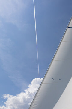 「Plane Cruising」の写真素材 | 47,391件の無料イラスト画像 | Adobe Stock