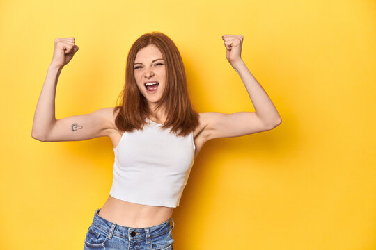 Siegerpose Bilder – Durchsuchen 27,665 Archivfotos, Vektorgrafiken und ...